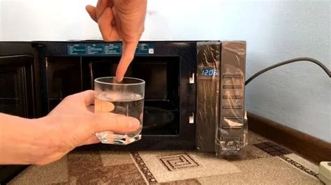 Мікрохвильова піч Samsung Me88sug Микроволновая печь Смотреть онлайн в поиске Яндекса по Видео