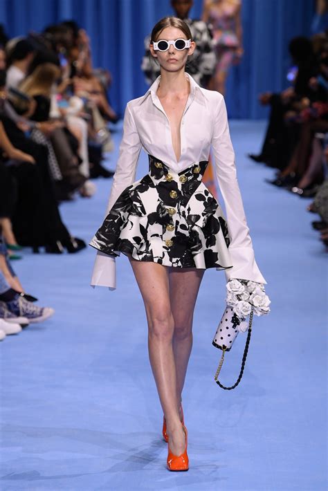 Balmain Rtw Spring 2024 Runway Fashion Fashion Trend Forecast Runway Outfits