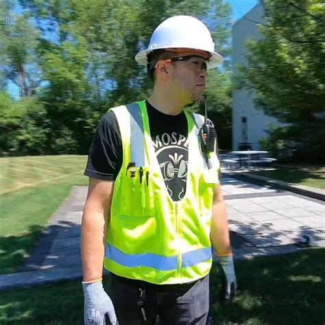 Object Detection Usig Roboflow Universe