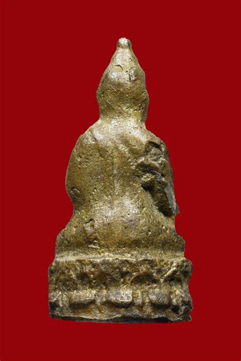 พระชัยวัฒน์ไพรีพินาศ วัดบวรนิเวศน์