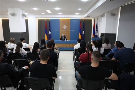 Երիտասա Երիտասարդական կառույց «Քաղաքացիական պայմանագիր