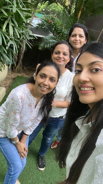 Siddhi Thakkar On Linkedin Remotework People Feeling Meet Funatwork Meetourpeople Lifeatgl