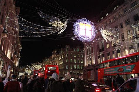 런던의 조용한 크리스마스