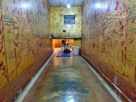 ศุกร์ สุข ละวัด ลอดถ้ำ ลงแพ แลมังกร ไหว้พระนอน วัดดอนขนาก The Bangkok Insight