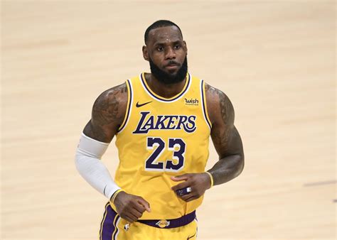 Lebron James Gets Roasted For Lakers Struggles After Calling For Rams