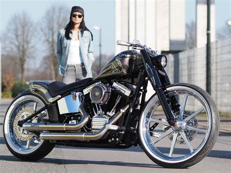 RevTech Velocity Wheel Chrome For H D 84 Later At Thunderbike Shop