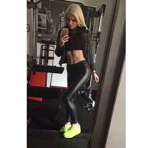 Barbiebabeexx Wetlook Wetlooks Wetlooklegs Wetlookpants Wetlooktights Wetlookleggings