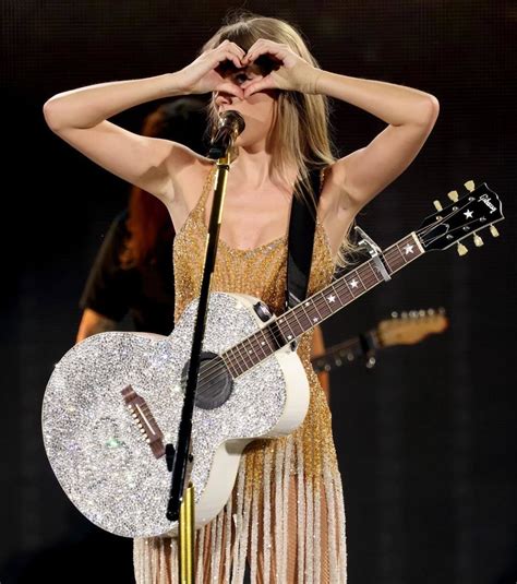 Taylor Swift 06 21 2023 • Celebmafia