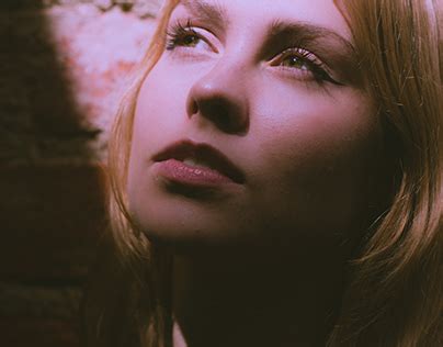 Stephanie Model Projects Photos Videos Logos Illustrations And Branding Behance