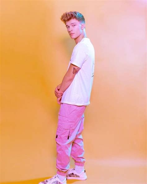 𝕒𝕝𝕖𝕩 𝕤𝕒𝕞𝕡𝕤𝕠𝕟 Celebs Celebrity Crush Alex