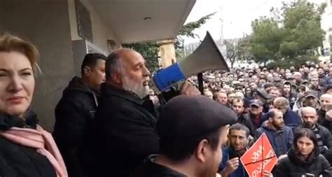 Live ირანის საელჩოსთან აქცია მიმდინარეობს Metronome Ge