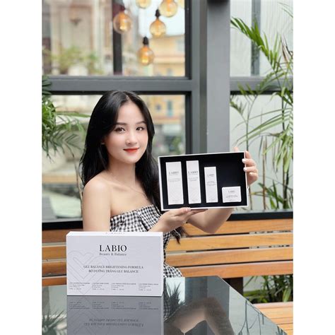 Sữa Rửa Mặt Dạng Gel Labio Tinh Chất Cúc Tâm Tư Sạch Sâu Kiềm Dầu Giúp