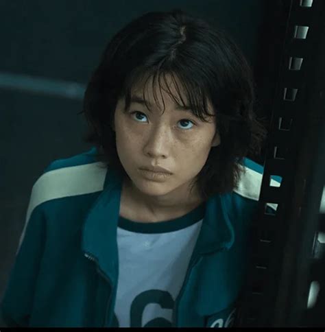 Кан Сэ Бёк игра в кальмар набор стикеров для Telegram и Whatsapp