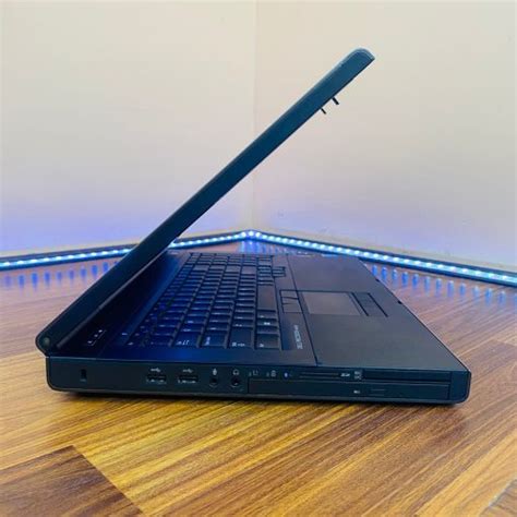 Dell Precision M Laptop Gb Ssd Gb Ram Intel Core I Th Gen Mq Ghz
