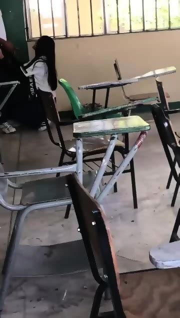 MARLBOROQUEENSEX NGINTIP KARYAWAN LAGI INDEHOY