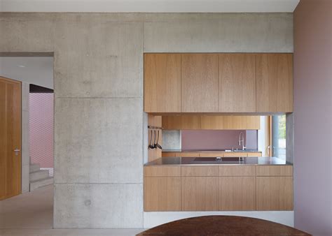 Stuttgart House By Search With Shingle Clad Walls And An Art Gallery