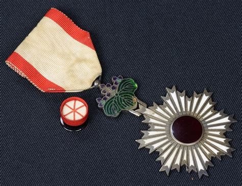 5th Class Golden Kite And 5th Class Rising Sun Orders Awarded In 1906