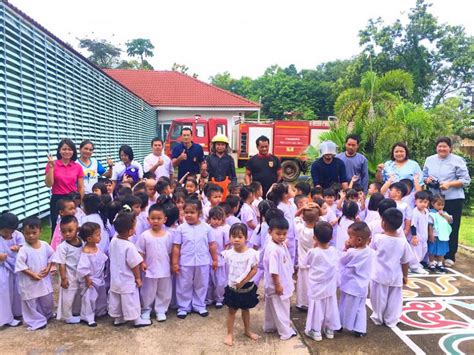 ศูนย์พัฒนาเด็กเล็กเทศบาลตำบลศรีสงคราม ในสังกัดเทศบาลตำบลศรีสงคราม ซ้อมแผนเหตุเพลิงไหม้ ระหว่าง