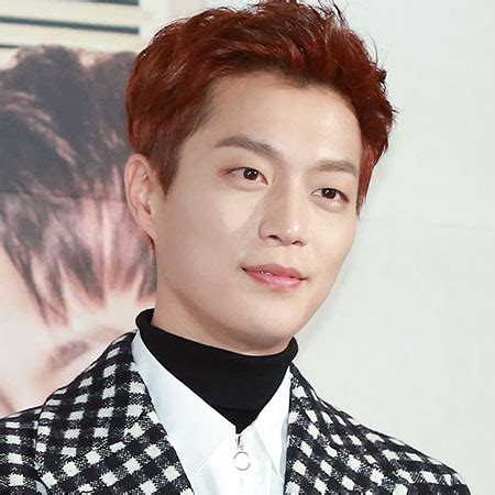라디오 로맨스 윤두준 지상파 첫 주연 부담감 촬영 없었으면 매일 잠 못 들었을 것