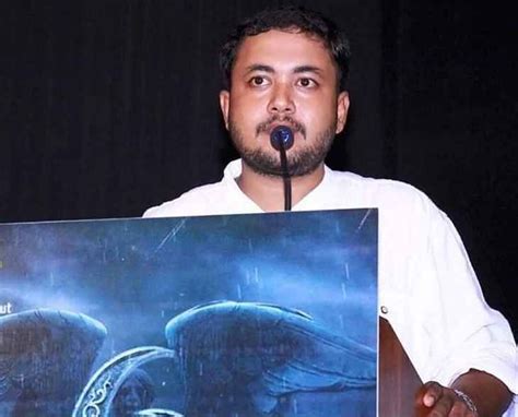 பிரபல தமிழ் இயக்குனர் தற்கொலை மனைவி விவாகரத்து நோட்டீஸ் அனுப்பியது தான் காரணமா பரபரப்பு