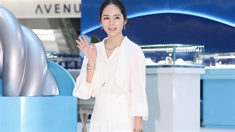 [e포토] 한가인 나이를 거꾸로 먹는 여자