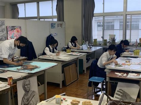 美術部活動中