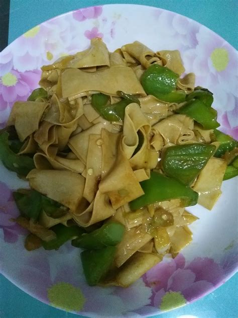 尖椒干豆腐的详细做法