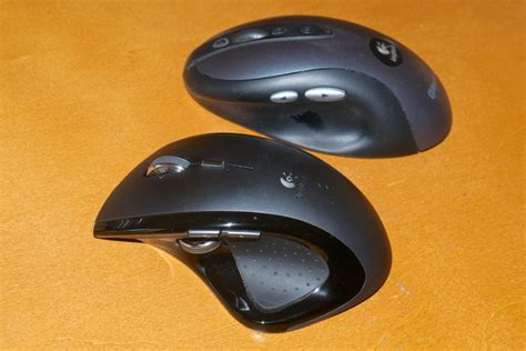 Logitech MX Revolution Cordless Laser Mouse Photographs Photographers And Photography