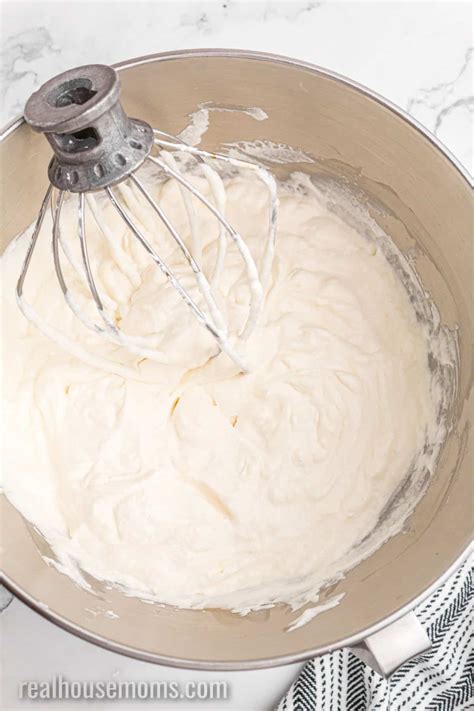 Homemade Cool Whip ⋆ Real Housemoms