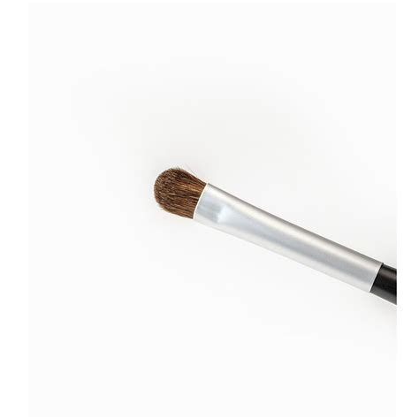Плоская кисть для теней из ворса пони / Provoc Flat Blending Brush ...