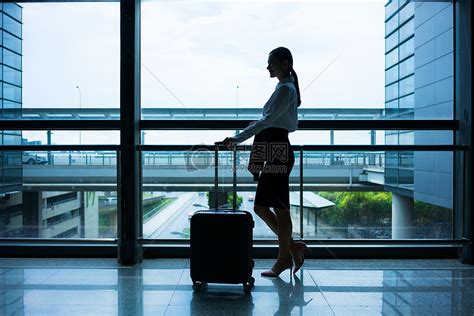 商务人士出行出差高清图片下载 正版图片500557653 摄图网