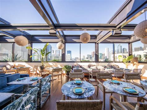 17 Best Rooftop Restaurants For Food As Good As The Views