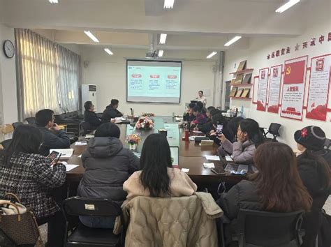 教学学工协同育人 群策群力共谋发展——人文与外国语学院召开教学工作会议 青岛理工大学人文与外国语学院