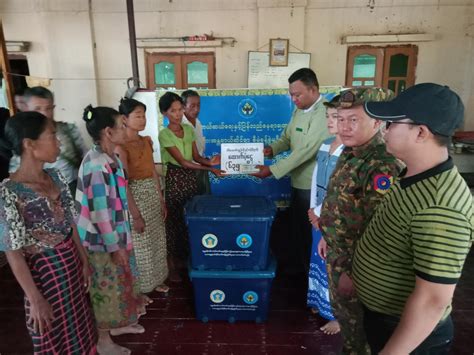 အုတ်ဖိုမြို့နယ်တွင် ရေဘေးသင့်ပြည်သူများအားထောက်ပံ့ Information And