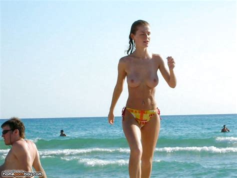 Amateure M Dchen Oben Ohne Am Strand Porno Bilder Sex Fotos Xxx Bilder Pictoa