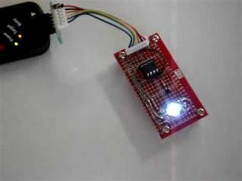 PIC10F200 RGB LED PWM制御 YouTube