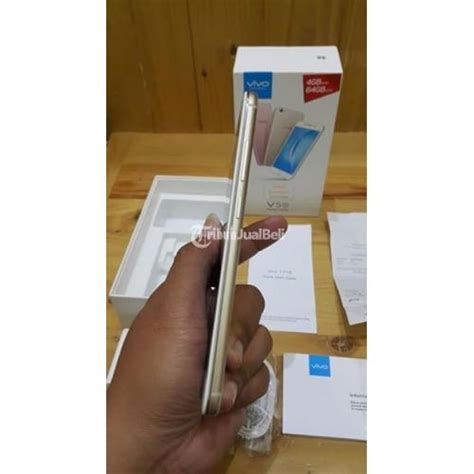 Hp Android Bekas Vivo V S Warna Gold Mulus G Lte Normal Lengkap Murah Di Yogyakarta Tribun