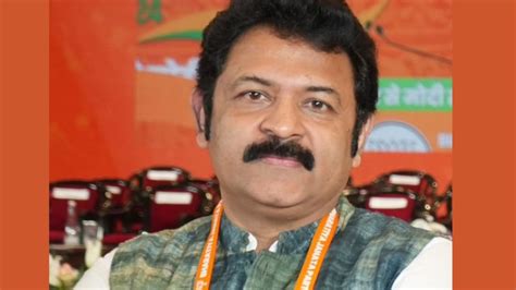 Krishna Kumar K Krishna Kumar Against Kollam Bjp തന്റെ പോസ്റ്റർ വിതരണം ചെയ്യുന്നില്ല പ്രചാരണ