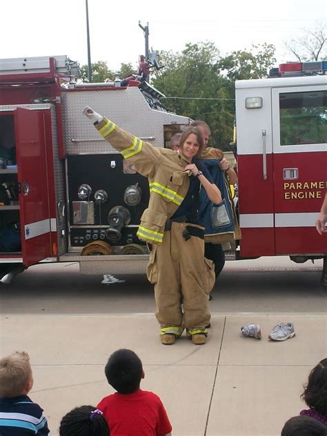 Mrs Woods Kindergarten Class Fireman Visit