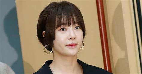 일반인 여성 성매매 상간녀로 몰아간 황정음 명예훼손 혐의로 피소 위키트리