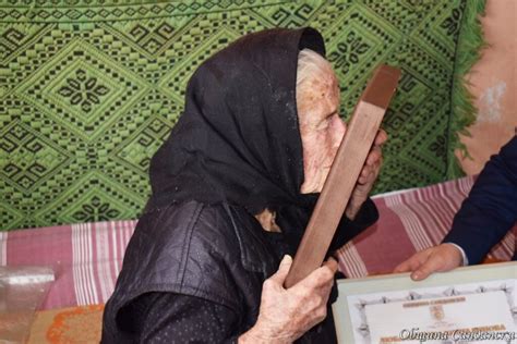 ПЪЛЕН ПОТРЕС 103 годишна баба пребита от племенницата си за 150 лева допълнена Под Лупа