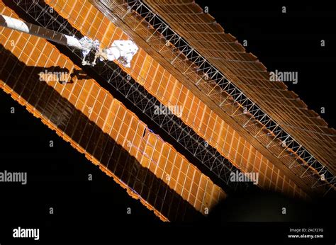 Iss Solar Array Repair Nasa Astronaut Scott Parazynski Carrying Out A Spacewalk To Repair One