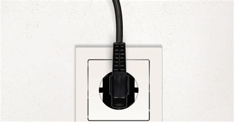 감전·화재 위험 화장실서 전원 플러그 ‘이렇게 꽂았다간