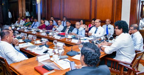 සහල් රටින් ගේන්න ආහාර කමිටුව නිර්දේශ කරයි Lankadeepa Online