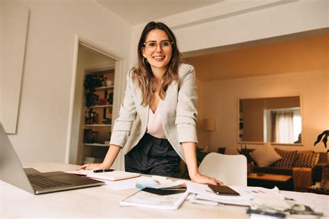 What Do Interior Designers Wear To Work Houzz Pro