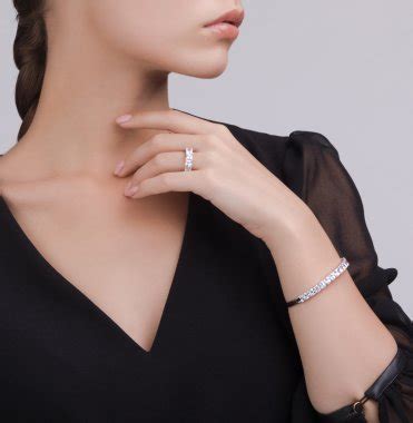 Ювелирные украшения — купить ювелирное изделие в интернет-магазине ...