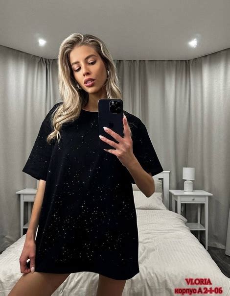 Футболка Цена 1450руб Арт 2 1 06 Размеры 42 50 ЕДИНЫЙ Материал хлопок Магазин МИРАЖ