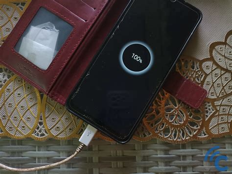 Cara Menghidupkan HP Tanpa Tombol Power