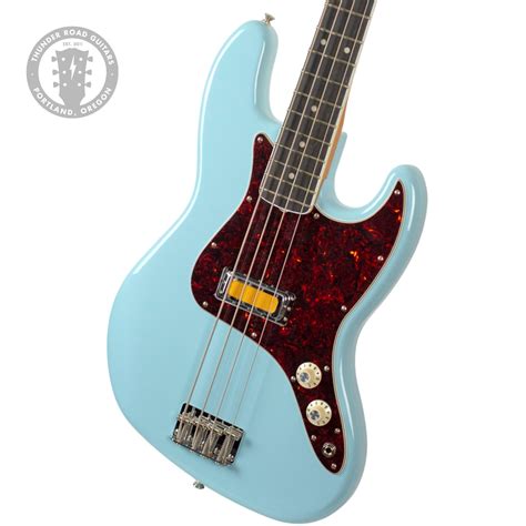Thunder Road Guitars New Fender Gold Foil Jazz Bass Sonic Blue
