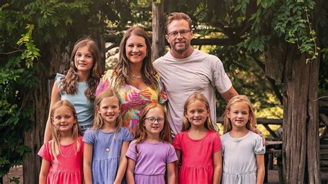 Busbys Take On New York For Outdaughtered Press Week Daily News